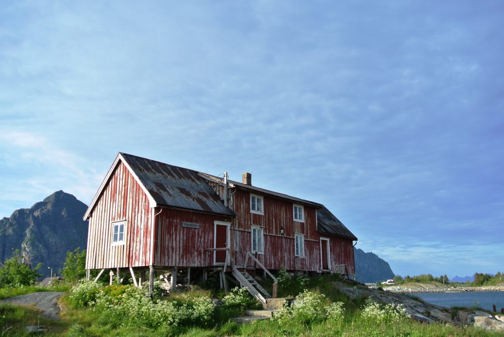 What is the origin of the iconic Rorbu cabin - Visit Northern Norway