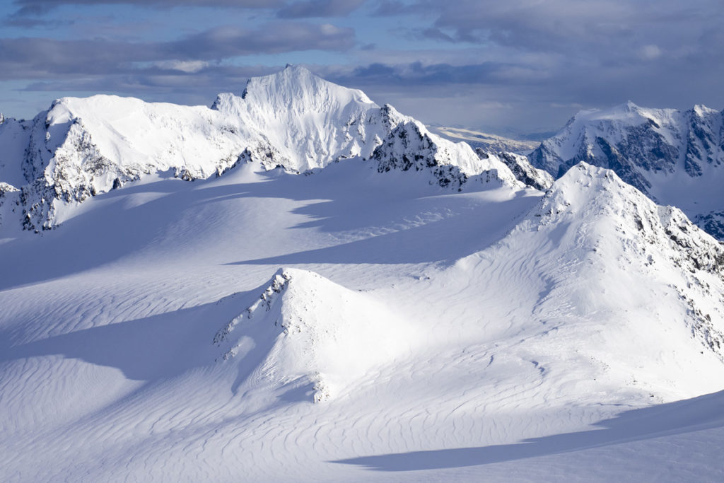 Ski touring in the Lyngen Alps - Visit Northern Norway